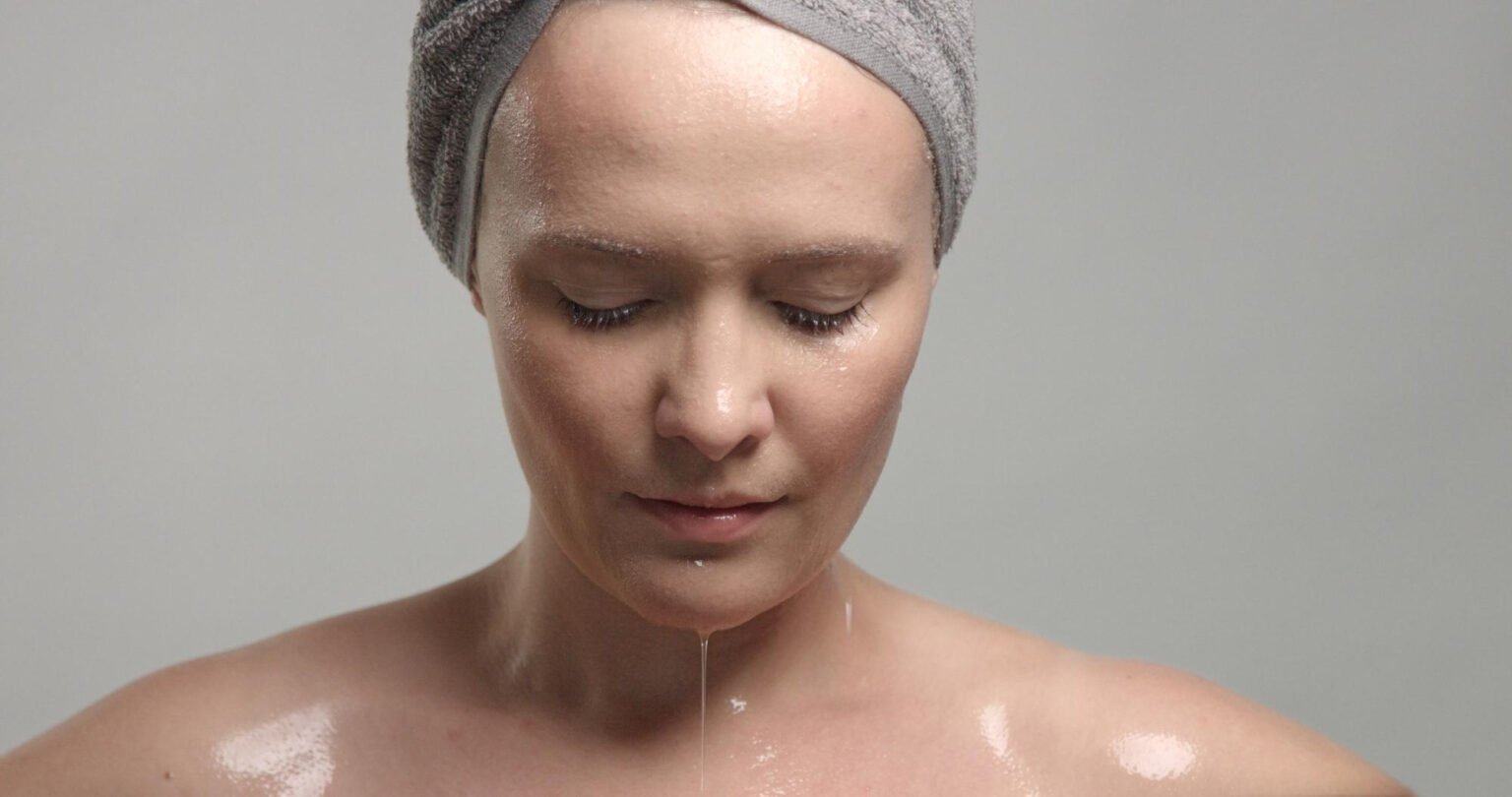 How Hormones Influence the Skin Barrier and Hydration